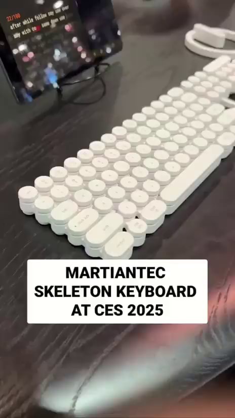 MARTIANTEC SKELETON KEYBOARD AT CES 2025 - АйДаПрикол